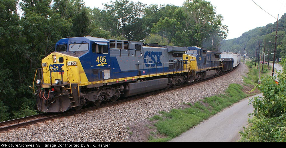 341 - Q69930 westbound from my hillside perch along Hydro St.
